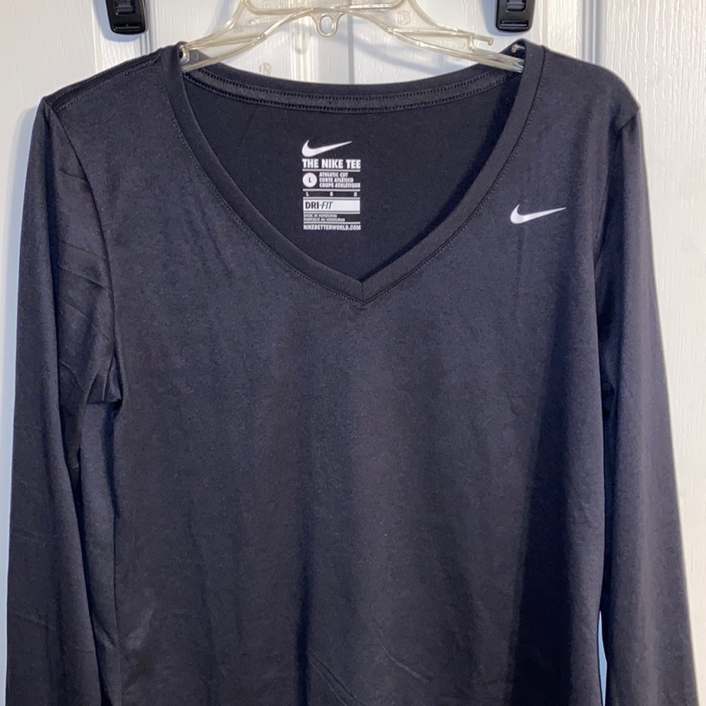 Nike V-Neck - Gem